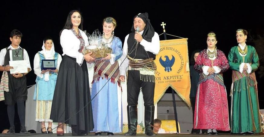 Τα χορευτικό σχήματα της Σαντορίνης , της Σταματινας Ξιαρχου του ΔΑΠΠΟΣ ...