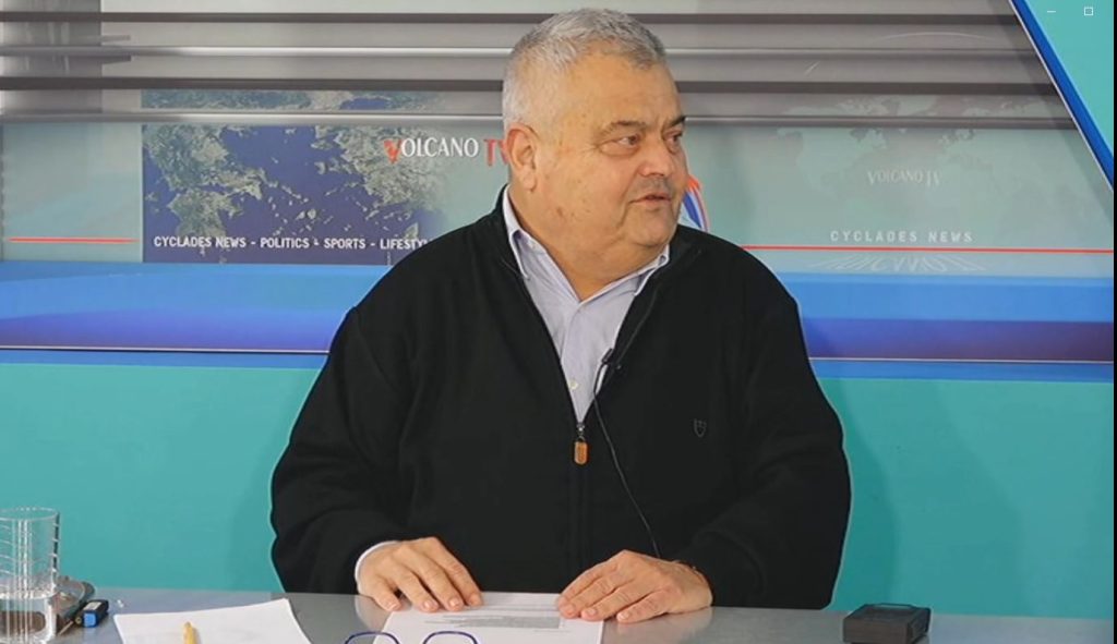 O ΜΑΝΩΛΗΣ ΛΕΙΒΑΔΑΡΟΣ ΣΤΟ VOLCANO TV - SantoriniPress